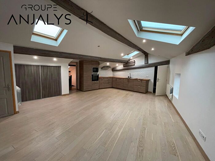 Appartement à vendre - Rillieux-la-Pape, Perica, Village - 3 pièces - 2 chambres