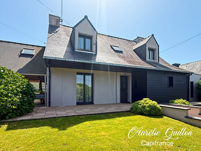 La Chapelle-Caro : Maison 8 pièces à vendre