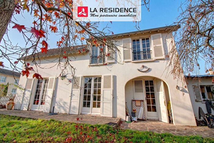 Maison à vendre - Poissy - 5 pièces - 3 chambres