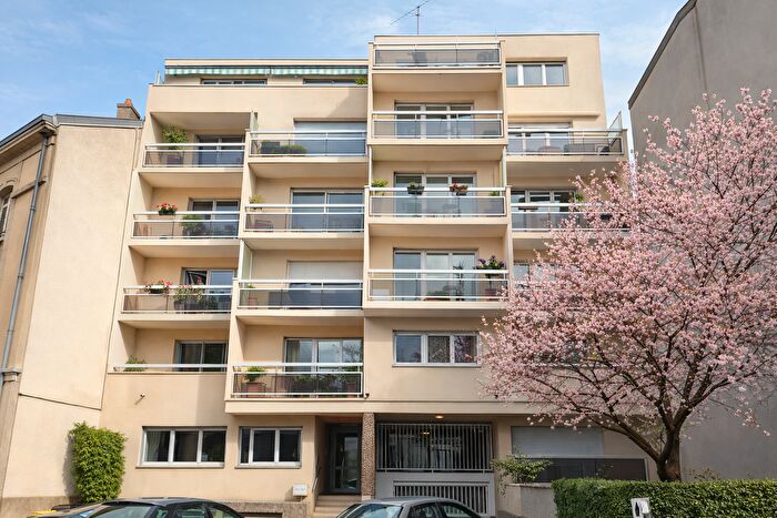 Appartement à louer - Nancy, Poincaré, Foch, Anatole France, Croix de Bourgogne - 1 pièce