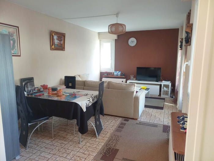Vierzon, Centre-ville : Appartement 4 pièces à vendre