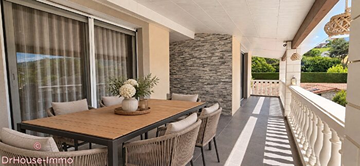 Maison 6 pièces à Unieux, à vendre