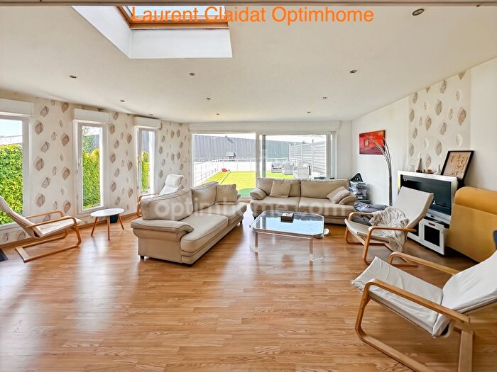 Maison à vendre - SaintQuentin Vermandois - 7 pièces - 3 chambres