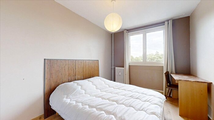 Appartement à louer - Montrapon, Montboucons, Besançon - 4 pièces - 1 chambre