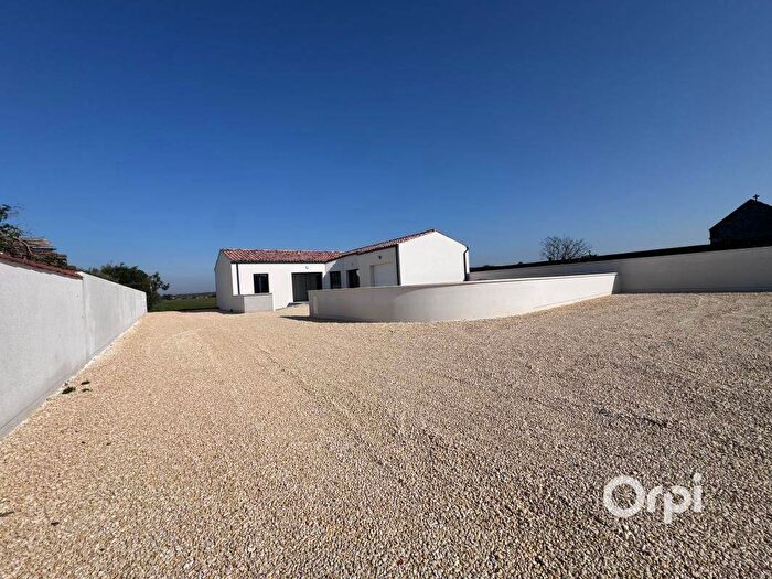 Maison à louer - Nieulle-sur-Seudre - 4 pièces - 3 chambres