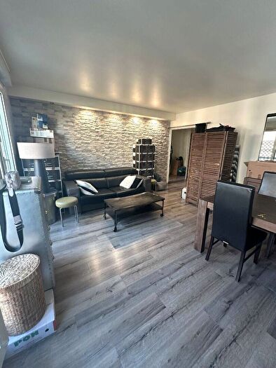 Appartement à louer - Hôtel de Ville, Courbevoie - 2 pièces - 1 chambre