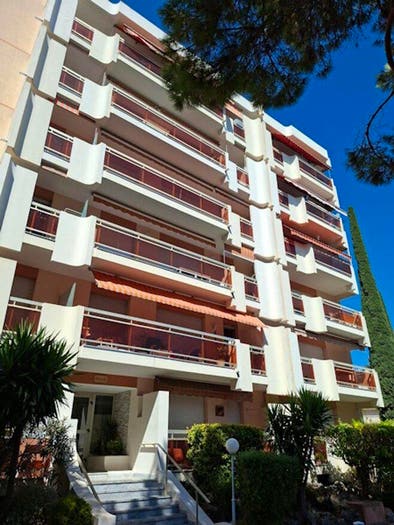 Appartement 1 pièce à louer - Le PeyronSaint Sébastien, Saint-Raphaël