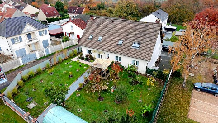 Maison à vendre - Lisses - 11 pièces - 9 chambres