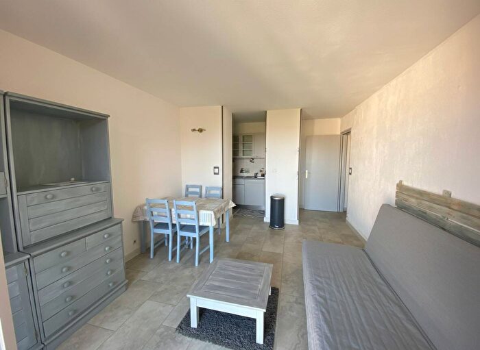 Appartement à louer - Plan de la Mer-Fregate-Rampale-Alon, Saint-Cyr-sur-Mer - 1 pièce