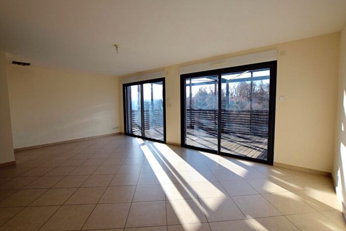 Appartement 3 pièces à louer - Montbéliard, Faubourg, Mont-Chevis, Chiffogne, Citadelle