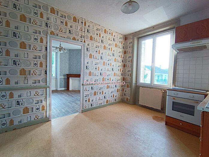 Maison à vendre - La Coquille - 7 pièces - 5 chambres