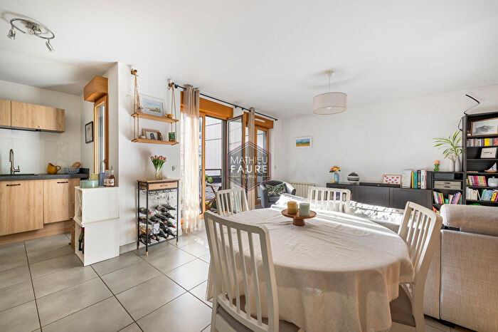 Appartement à vendre - Lyon e , Voltaire, Part Dieu - 3 pièces - 2 chambres