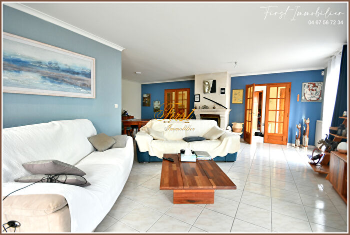 Maison à vendre - Lunel, Route de Nïmes - 4 pièces - 2 chambres