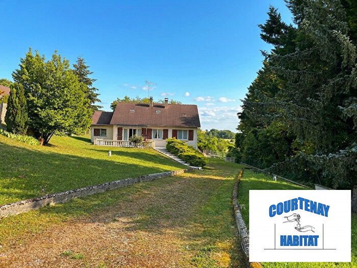 Dicy - Maison 5 pièces à vendre