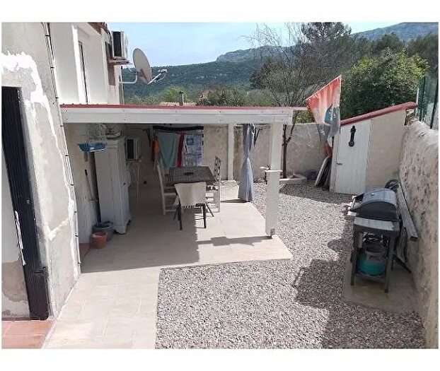 Appartement à vendre - Nans-les-Pins - 3 pièces - 2 chambres