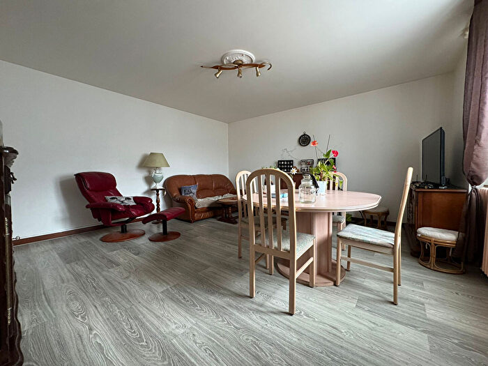 Maison à vendre - Saint-Sébastien-sur-Loire, Est - 4 pièces - 2 chambres