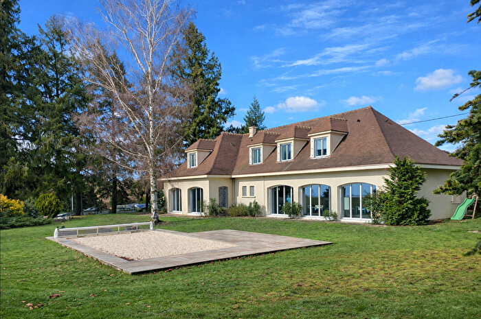 Maison à vendre - Saint-Galmier - 8 pièces - 6 chambres