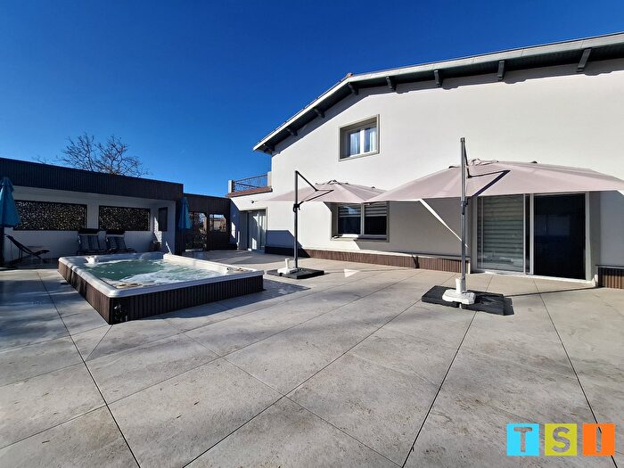 Maison à vendre - Saint-Gaudens - 8 pièces - 5 chambres