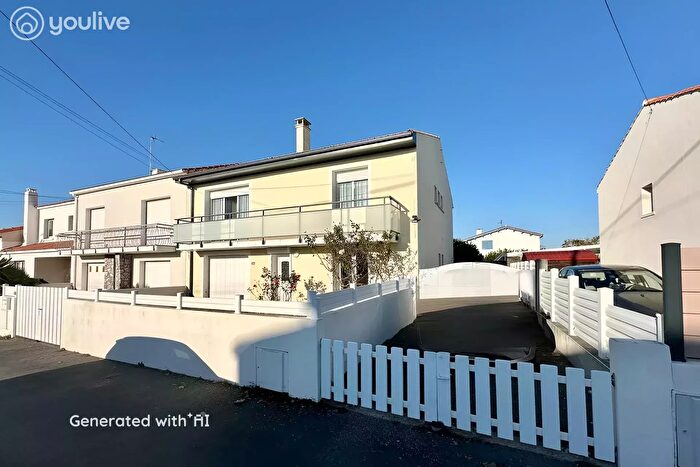 Maison à vendre - Les Sables-dOlonne - 6 pièces - 4 chambres