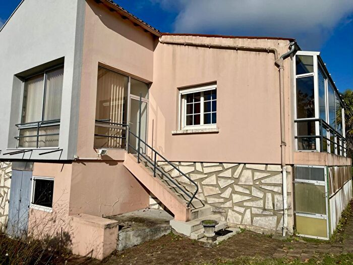 Maison 7 pièces à Saintes, Saint-Sorlin, La Récluse, à vendre