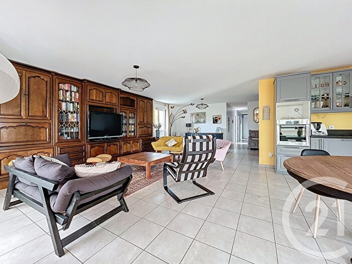 Maison à vendre - Saint-Pourçain-sur-Sioule - 5 pièces - 3 chambres