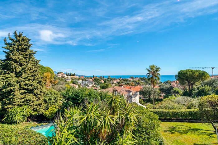 Maison 3 pièces à Roquebrune-Cap-Martin, Chemin du Vallonet, Val de Gorbio, Pinella, à vendre