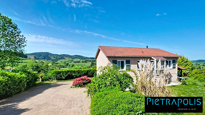 Saint-Bonnet-des-Bruyères : Maison 4 pièces à vendre