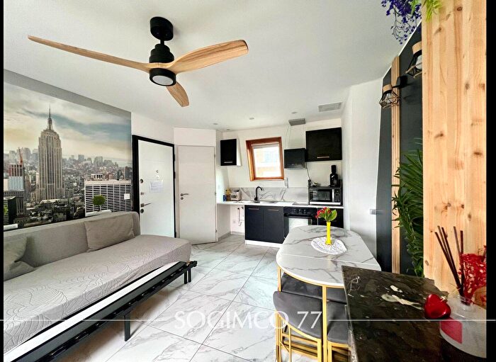 Appartement à louer - Thorigny-sur-Marne - 2 pièces - 1 chambre