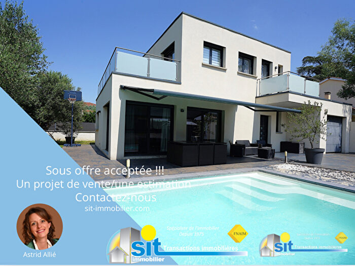 Maison à vendre - Vienne, LIsle - 5 pièces - 4 chambres