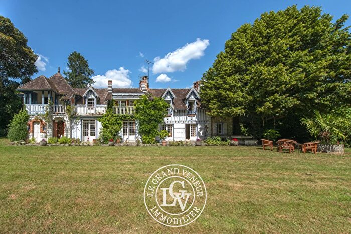 Maison à vendre - Fontainebleau - 10 pièces - 5 chambres