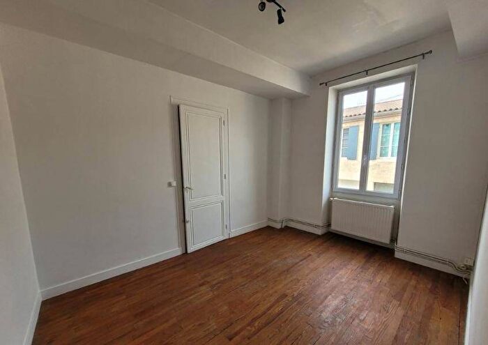 Maison à louer - Saint-Macaire - 4 pièces - 3 chambres