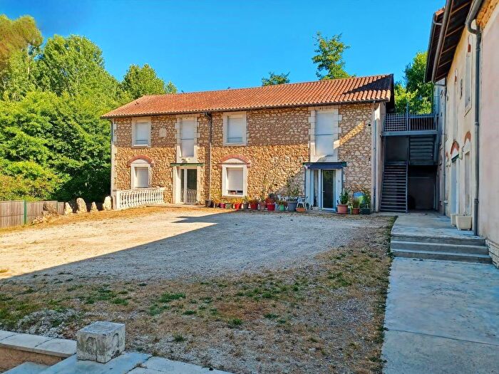 Razac-sur-l'Isle - Appartement 3 pièces à louer