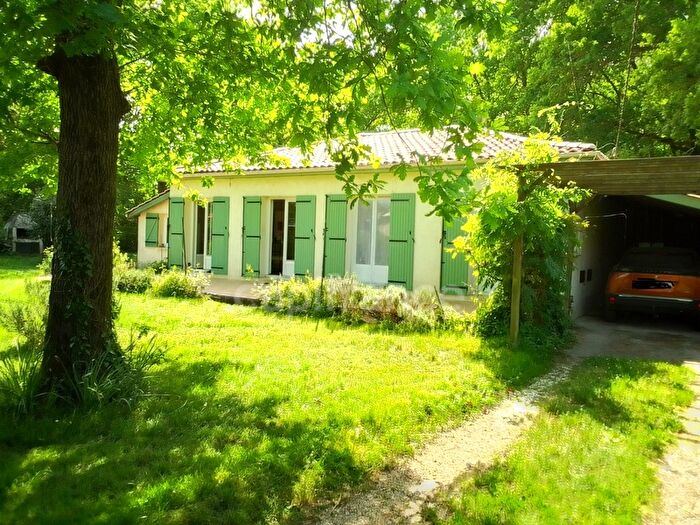 Le Pian-Médoc : Maison 4 pièces à vendre