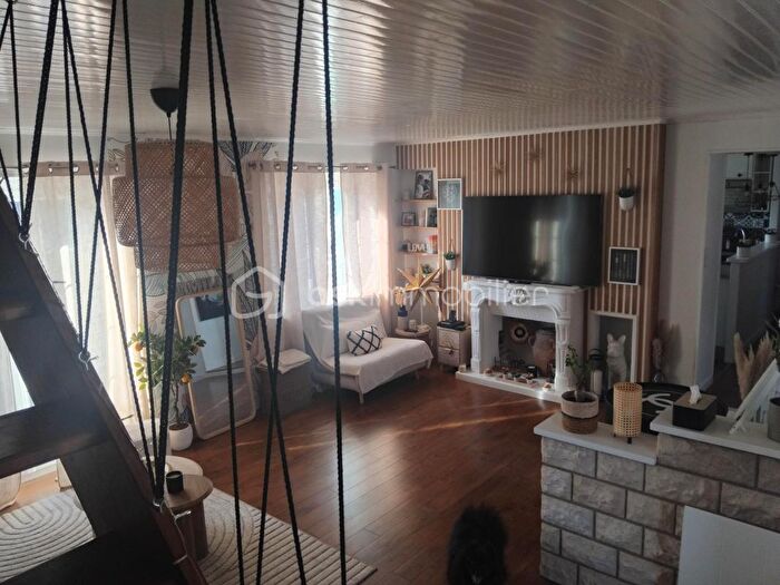 Mareau-aux-Prés - Maison 4 pièces à vendre