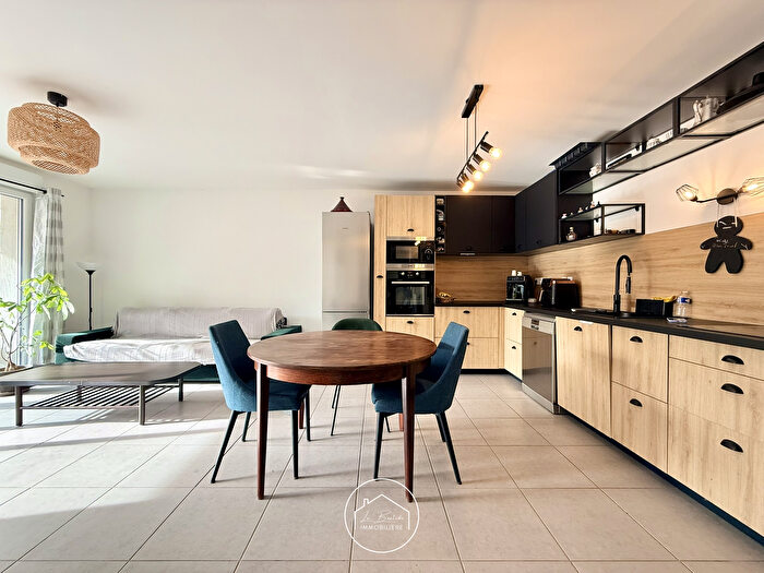 Appartement à vendre - Marseille e , Saint-Pierre - 3 pièces - 2 chambres