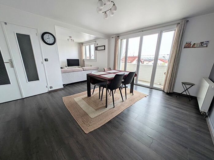Blanches-Pierrats-Tonkin, Houilles - Appartement 3 pièces à louer