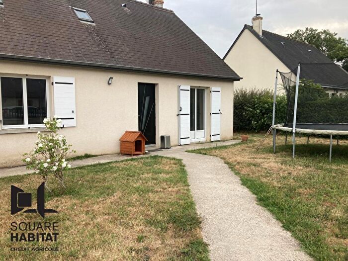 Maison 5 pièces à louer - Nazelles-Négron