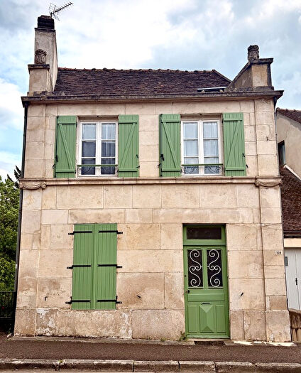 Maison 3 pièces à Semur-en-Auxois, à vendre