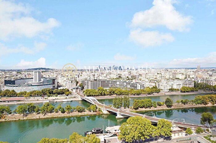 Appartement à louer - Emeriau-Zola, Paris ème arrondissement - 4 pièces - 3 chambres