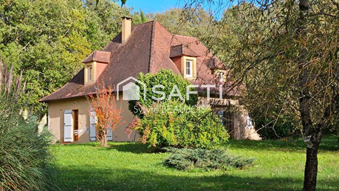 Maison à vendre - Sainte-Foy-de-Longas - 8 pièces - 6 chambres