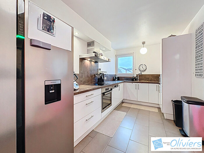 Voisins-le-Bretonneux - Maison 5 pièces à vendre