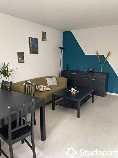 Appartement à louer - Touleuses-Bocages, Cergy - 1 pièce - 2 chambres