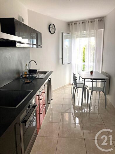 Appartement 3 pièces à Quartiers Sud-Est, Italie, à louer