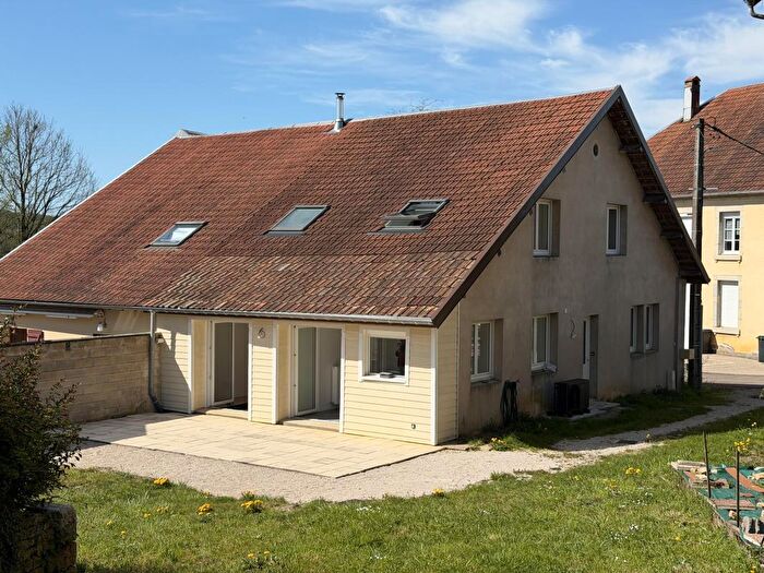 Maison 7 pièces à vendre à Saint-Hilaire