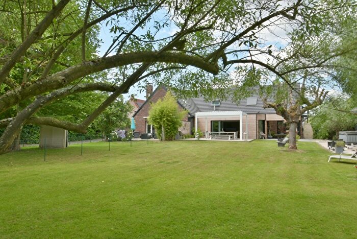 Maison à vendre - Baisieux - 7 pièces - 5 chambres