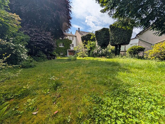 Maison 6 pièces à Les Clayes-sous-Bois, Centre-ville, à vendre