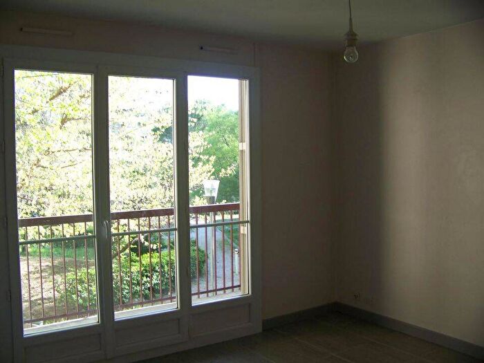 Appartement 2 pièces à louer à Saint Mitre les Granettes Pey Blanc, Aix-en-Provence
