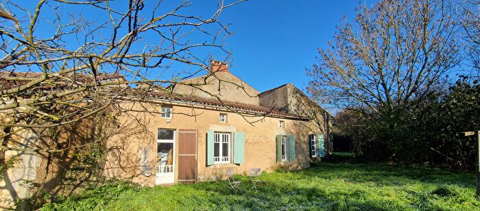 Maison à vendre - Aigonnay - 4 pièces - 1 chambre
