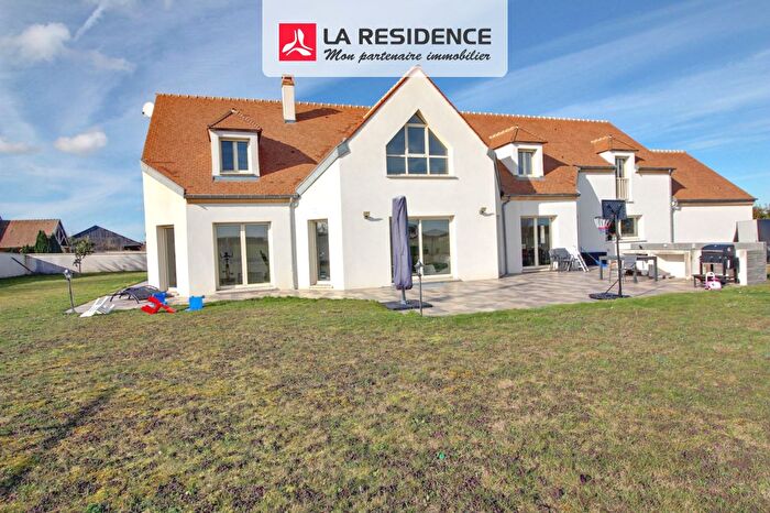 Maison à vendre - Soindres - 11 pièces - 6 chambres