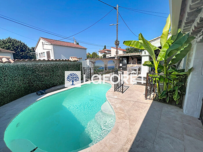 Cagnes-sur-Mer, Les Bréguières - Maison 5 pièces à vendre
